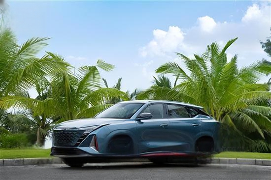 新款上市汽车-有驾